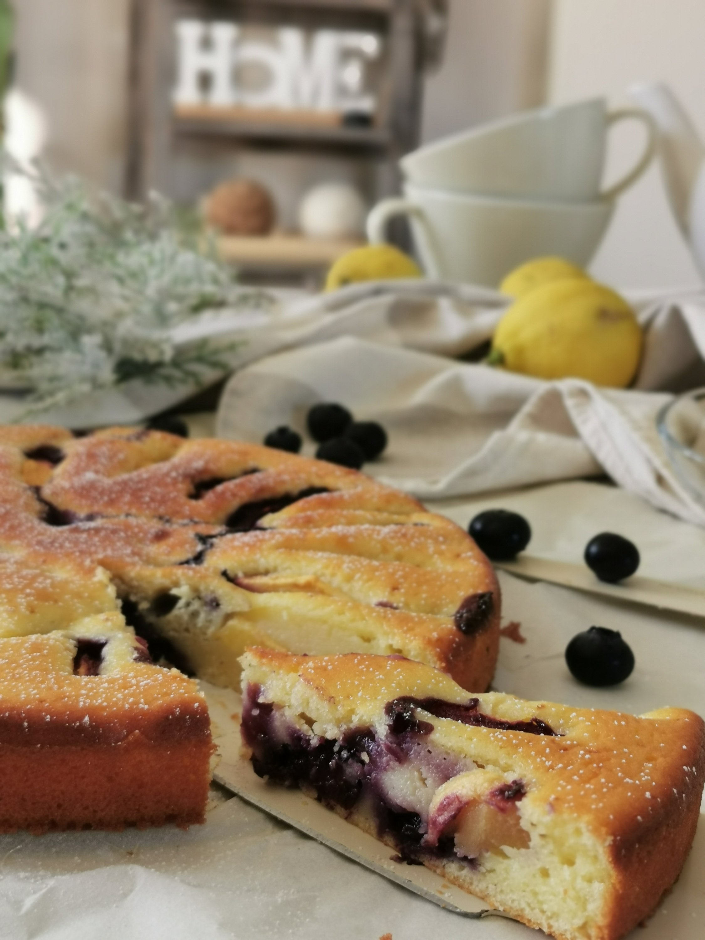 TORTA MIRTILLI MELE E LIMONE – BUON APPETIT
